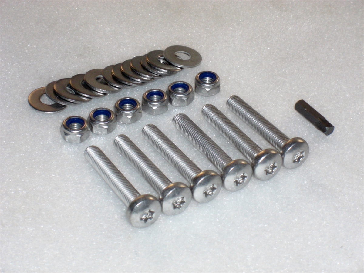 Defender BHI710050 Wheel Carrier mounting bolts (6) - Stig Fasteners Ltd