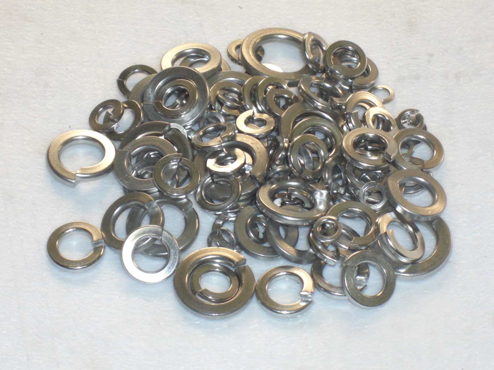 Imperial Spring Washers Assortment Pack 100 - Stig Fasteners Ltd