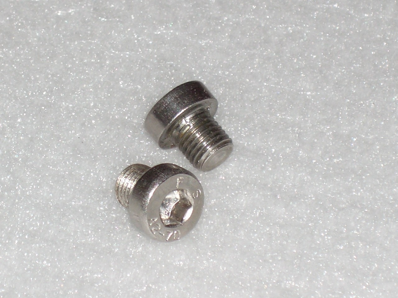 M10 x 1.00 Low-Head Pipe Plug - Stig Fasteners Ltd