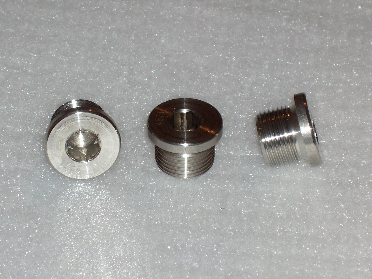 M14 x 1.50 x 12mm Pipe Plug DIN 908 A4-70 - Stig Fasteners Ltd